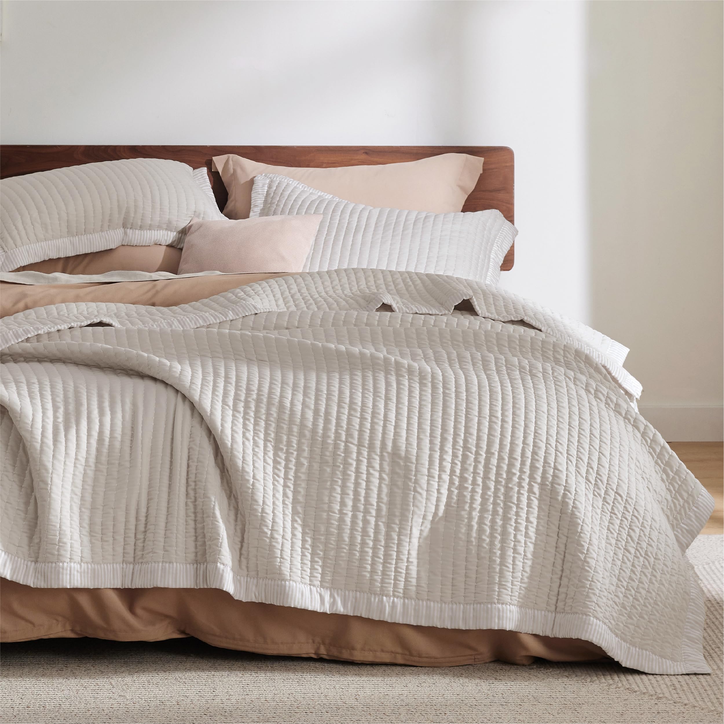 Bedsure Bone Bedspread Coverlet King Size - Lightweight Soft Bedding Set for All Seasons, Corduroy Pattern Quilt Set, 3 Pieces, 1 Quilt (111" x 106") & 2 Pillow Shams (20"x36"+2")