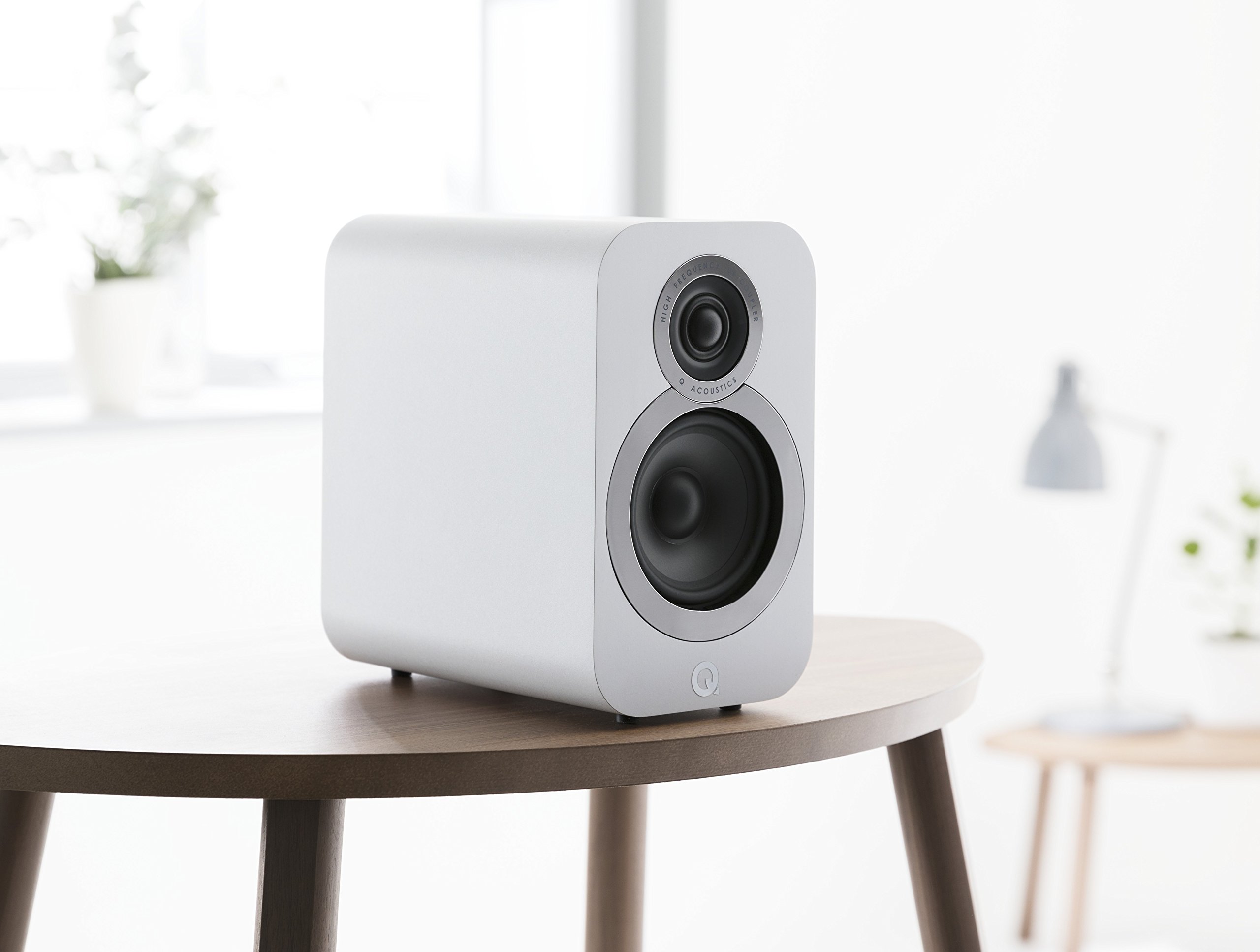 Q Acoustics 3020i Bookshelf Speakers Pair English Walnut - 2-Way Reflex Enclosure Type, 5" Bass Driver, 0.9" Tweeter - Stereo Speakers/Passive Speakers for Home Theater Sound System