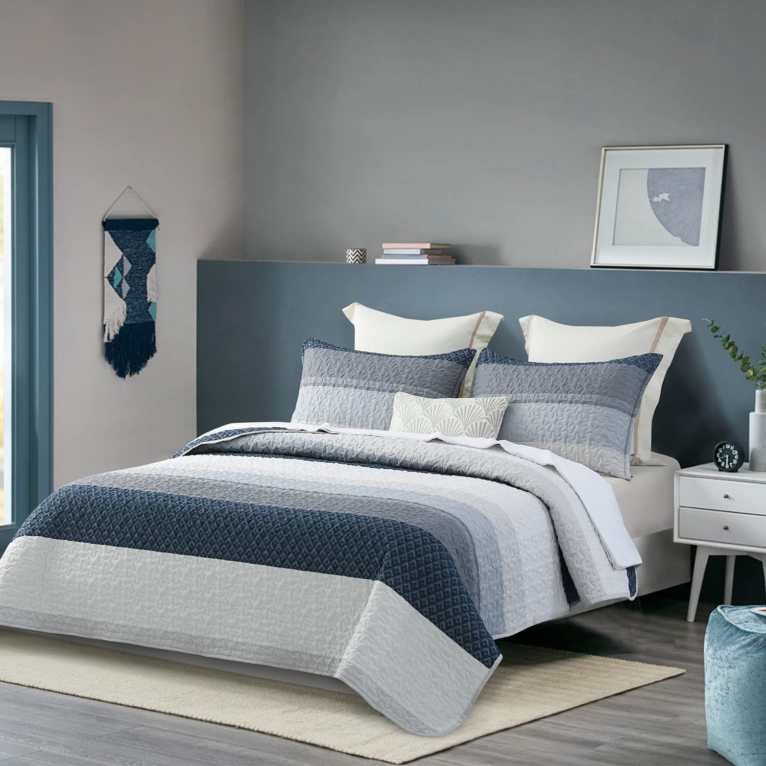 DURLENGEN Quilt Set California King Size 3Pcs, Blue & Navy Striped Patchwork Pattern All Season Lightweight Coverlet Sets(Cal King 112x104, Blue Patchwork)