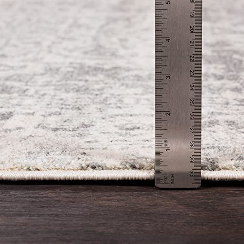 Artistic Weavers Janine Vintage Medallion Area Rug,5'3" x 7'3",Grey