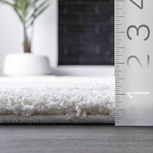 nuLOOM Carolyn Cozy Soft & Plush Shag Area Rug, 4' x 6', Beige