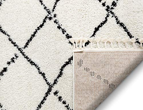 Well Woven Panto Ivory Moroccan Shag Diamond Trellis Pattern Area Rug (5'3" x 7'3")
