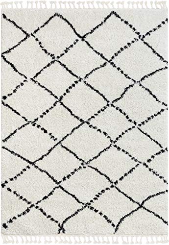 Well Woven Panto Ivory Moroccan Shag Diamond Trellis Pattern Area Rug (5'3" x 7'3")