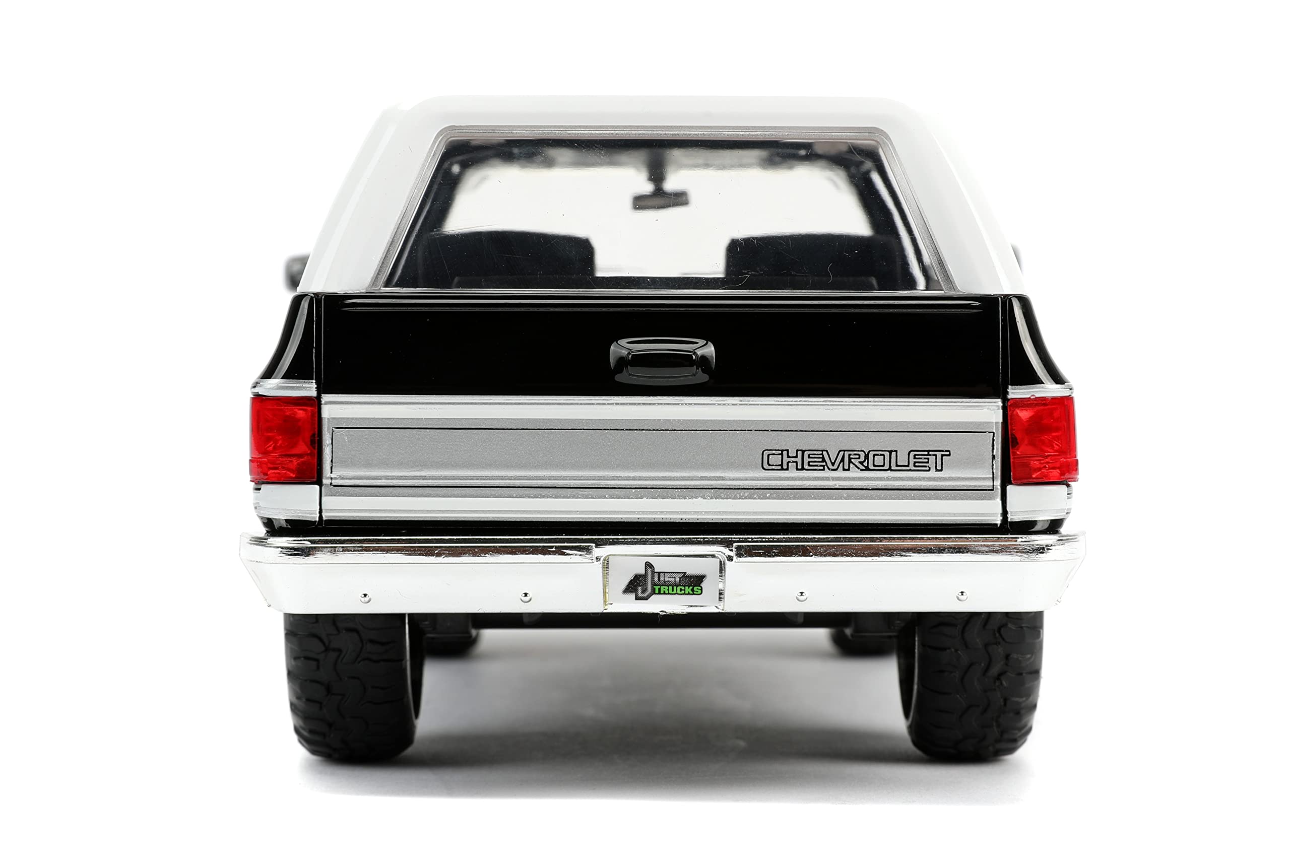 Jada Toys 1980 Chevy Blazer K5 Black/White 1:24 Die - Cast Vehicle