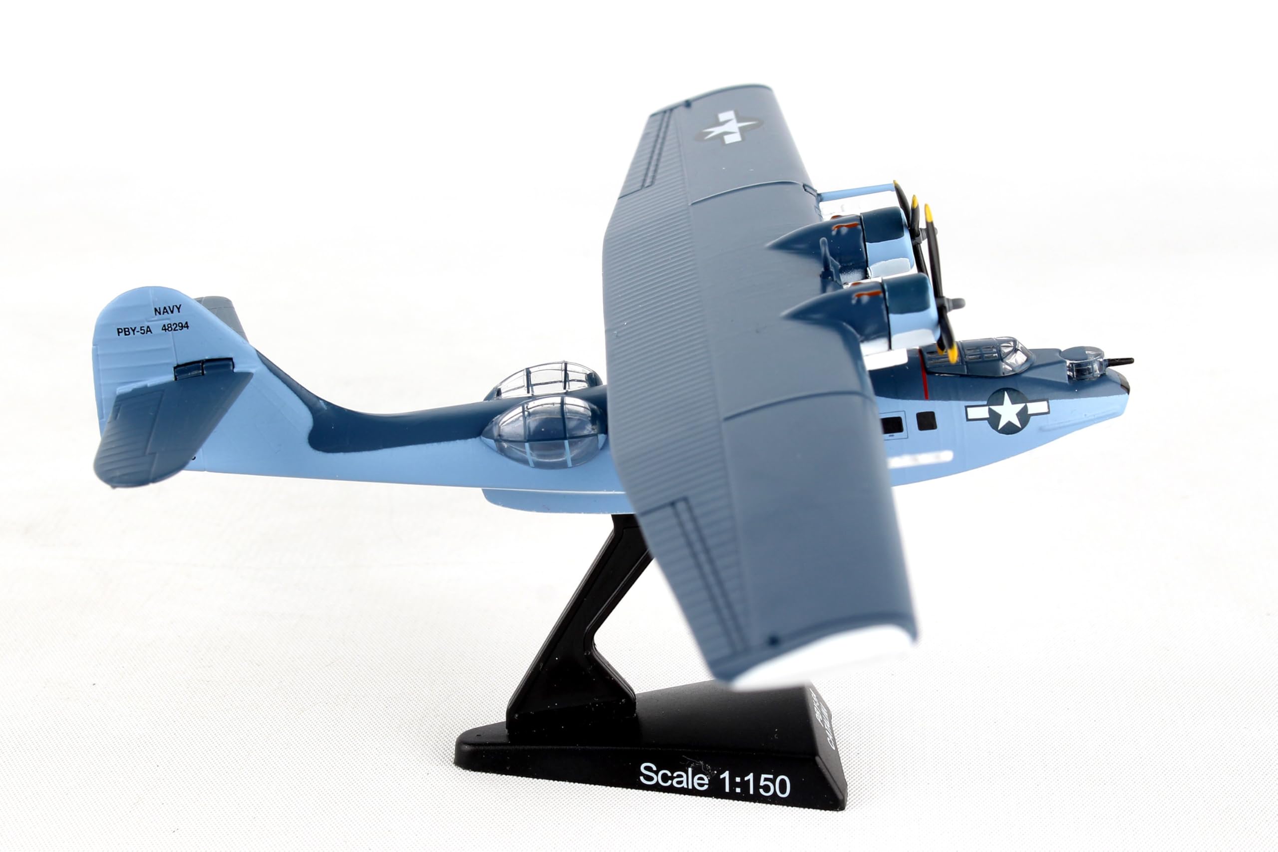 Daron Worldwide Trading Postage Stamp USN Pby5 Catalina 1/150 Airplane Model