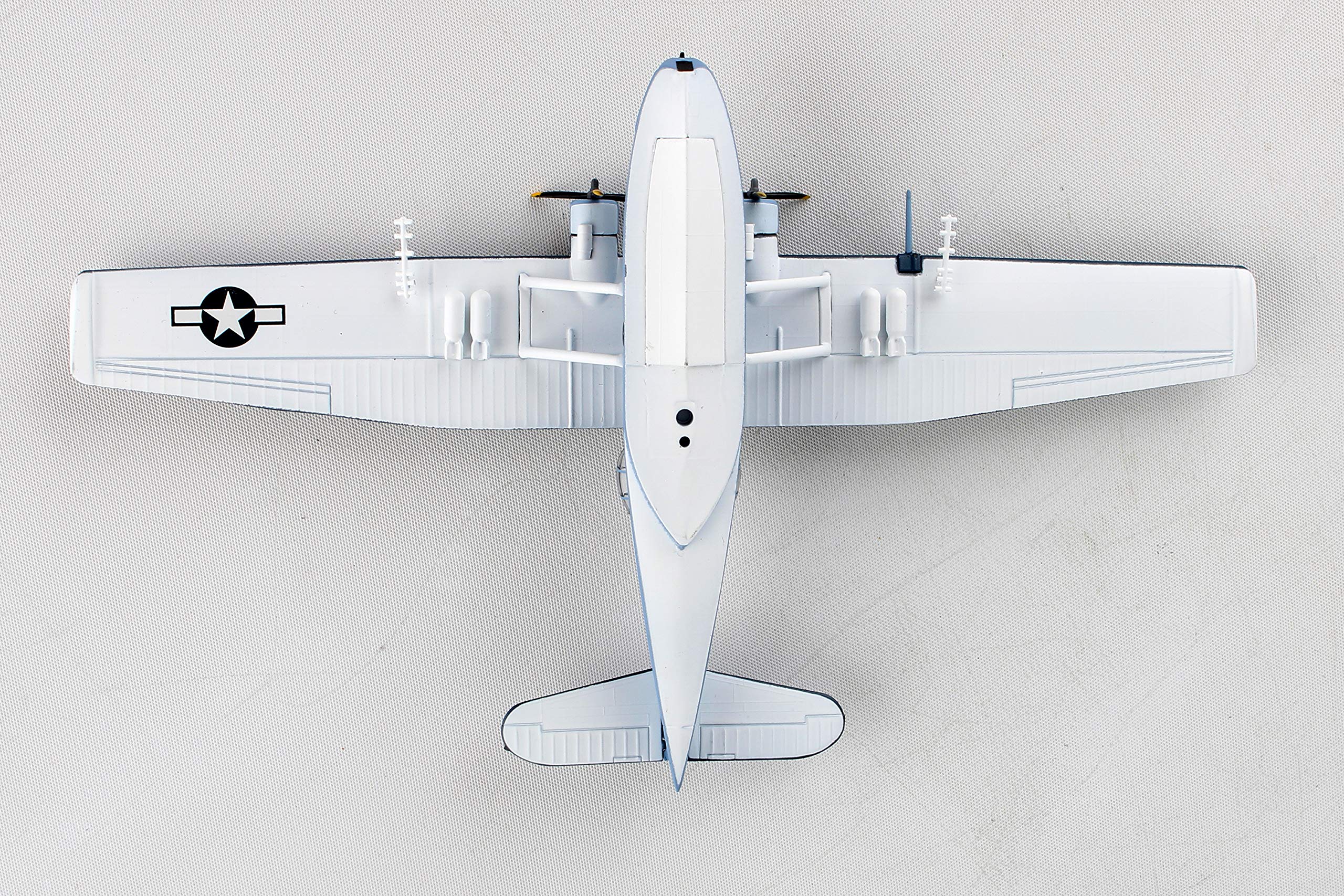 Daron Worldwide Trading Postage Stamp USN Pby5 Catalina 1/150 Airplane Model