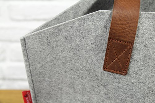 Pack & Smooch York Carryall Tote Bag for Women - Made with 100% Merino Wool and Vegetable Tanned Leather Strap (Grey/Light Brown)
