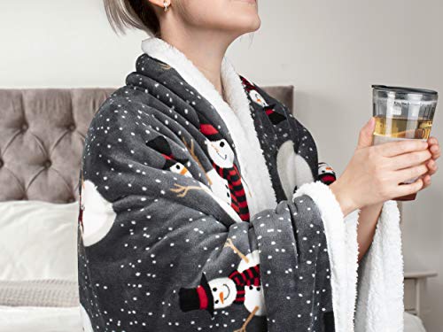 Christmas Throw Sherpa Blanket 50" x 60" Snow Man Pattern, Super Soft Fluffy Sherpa Throw TV Blanket Decorative Blanket for Bed Couch Holidays Grey