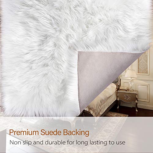 LOCHAS Luxury Super Soft Fluffy Shaggy Seat Cushion Faux Sheepskin Rug for Floor Sofa Chair,Chair Cover Seat Pad Couch Pad Area Carpet, 1.5ft x 1.5ft,White