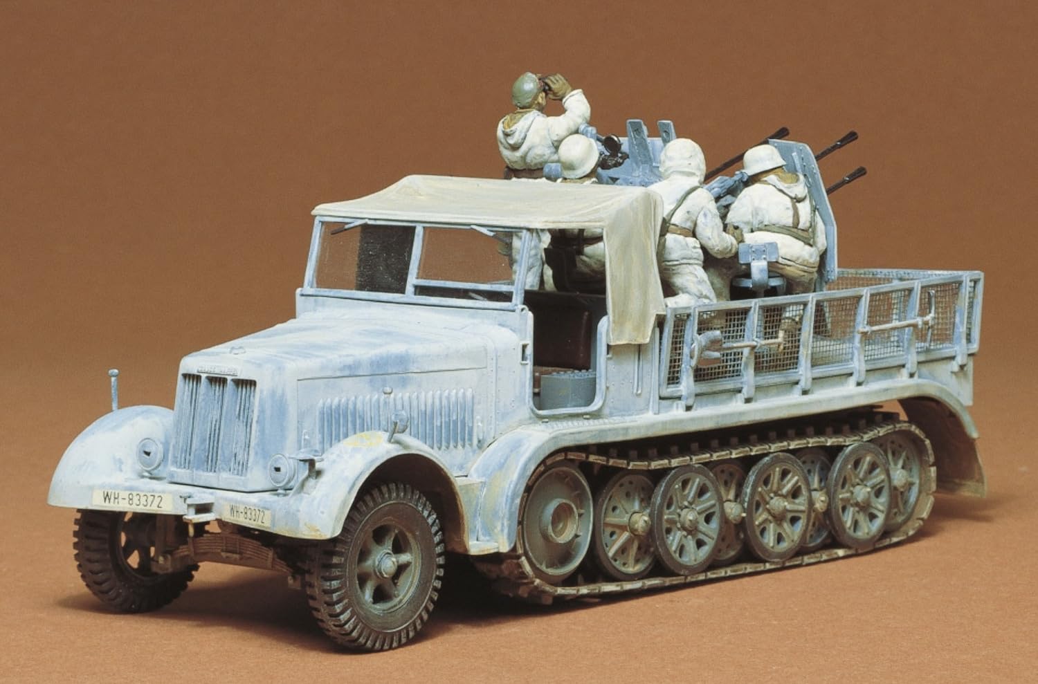Tamiya 35050 1/35 German 8T Half Track SDKFZ 7/1 Plastic Model Kit
