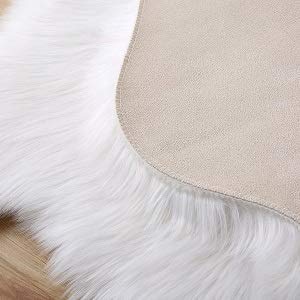 Dikoaina Classic Soft Faux Sheepskin Fur Rug White Fluffy Area Rug Shag Rug Carpets for Bedroom Living Room