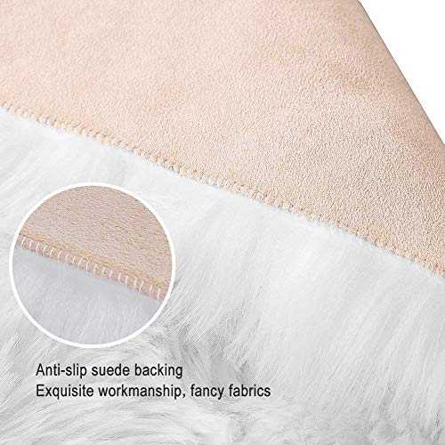 Dikoaina Classic Soft Faux Sheepskin Fur Rug White Fluffy Area Rug Shag Rug Carpets for Bedroom Living Room