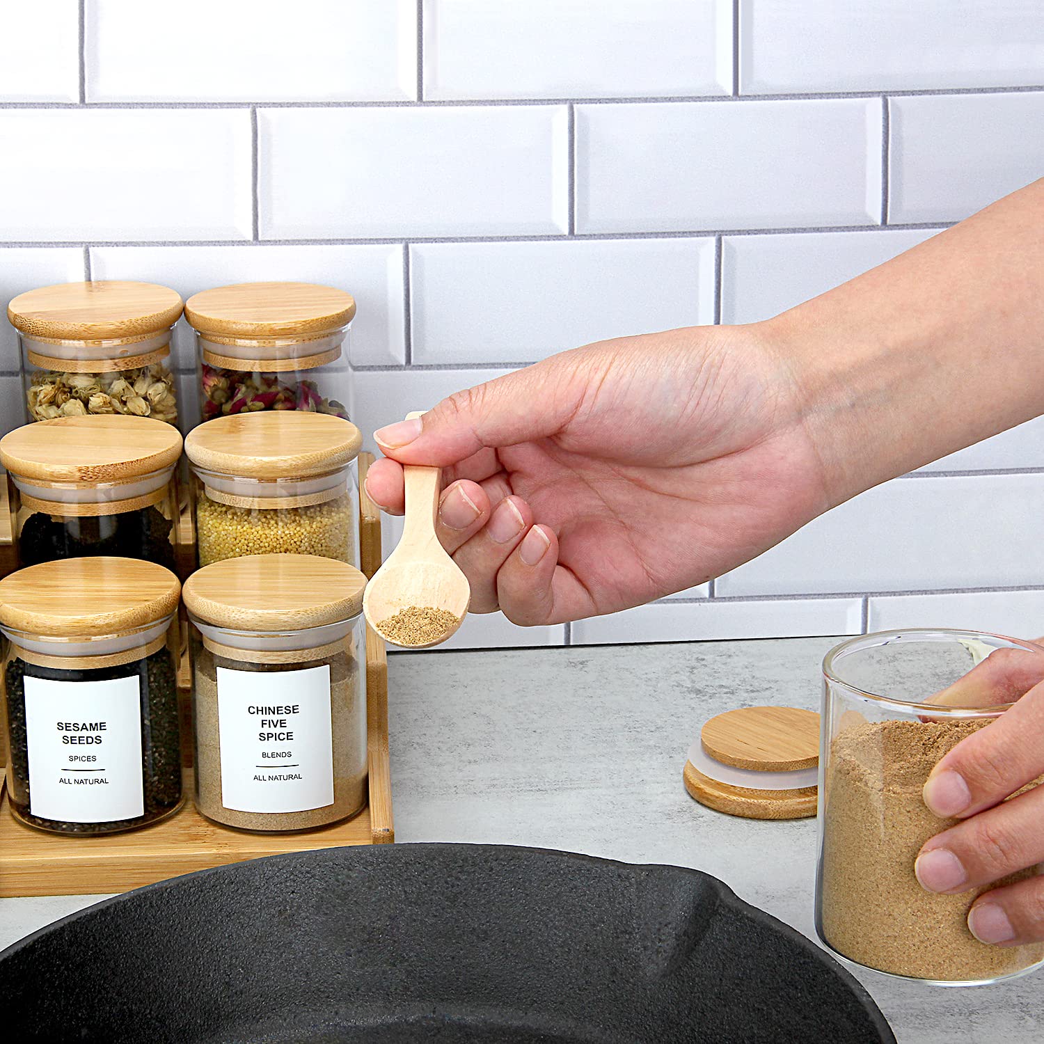 JuneHeart 32 PCS Glass Spice Jars with Bamboo Lids and 194 Waterproof Labels, 4oz Clear Food Storage Containers for Kitchen Sugar Salt Coffee Beans