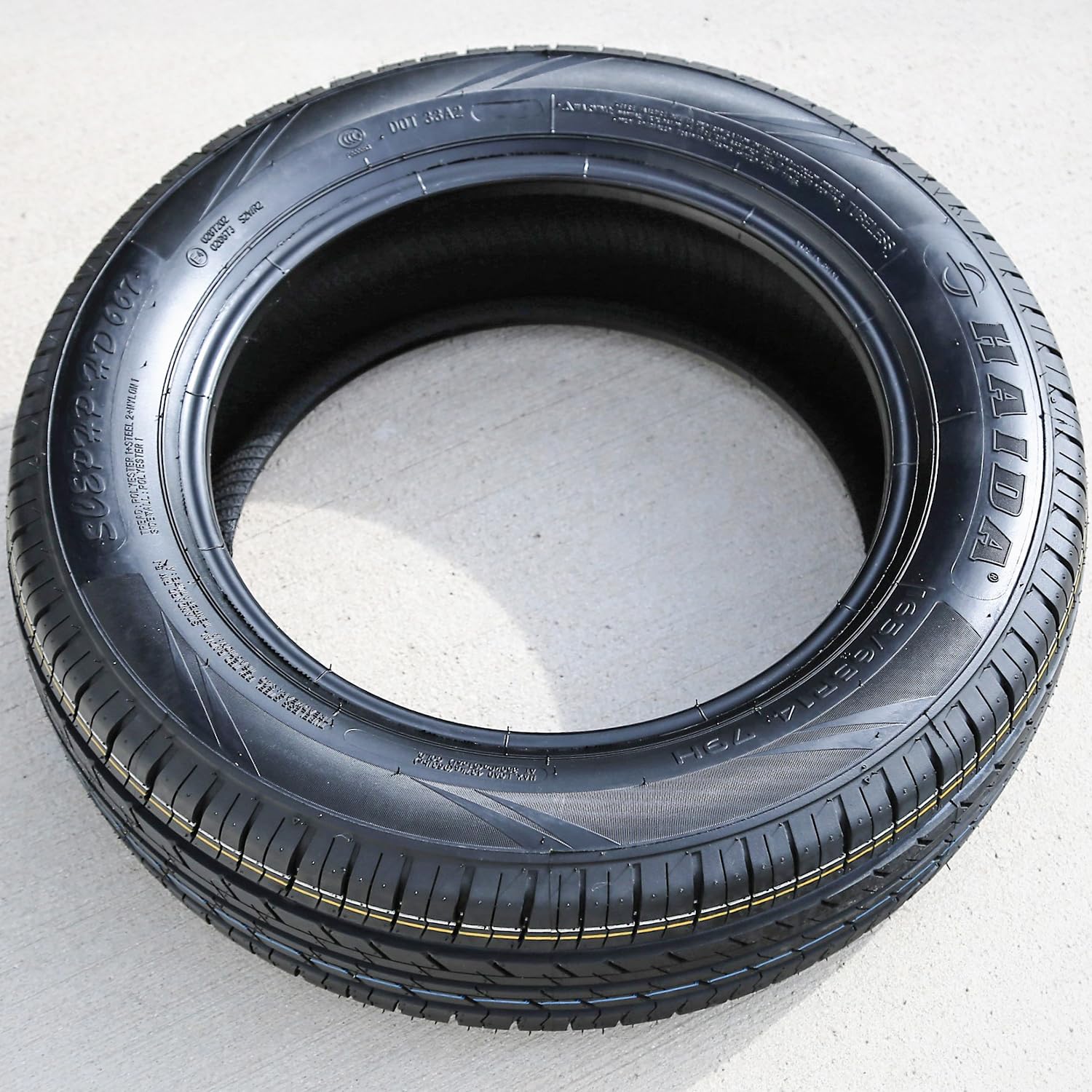 Haida SCEPHP HD667 All-Season Passenger Car Touring Radial Tire-165/65R14 165/65/14 165/65-14 79H Load Range SL 4-Ply BSW Black Side Wall UTQG 340AA