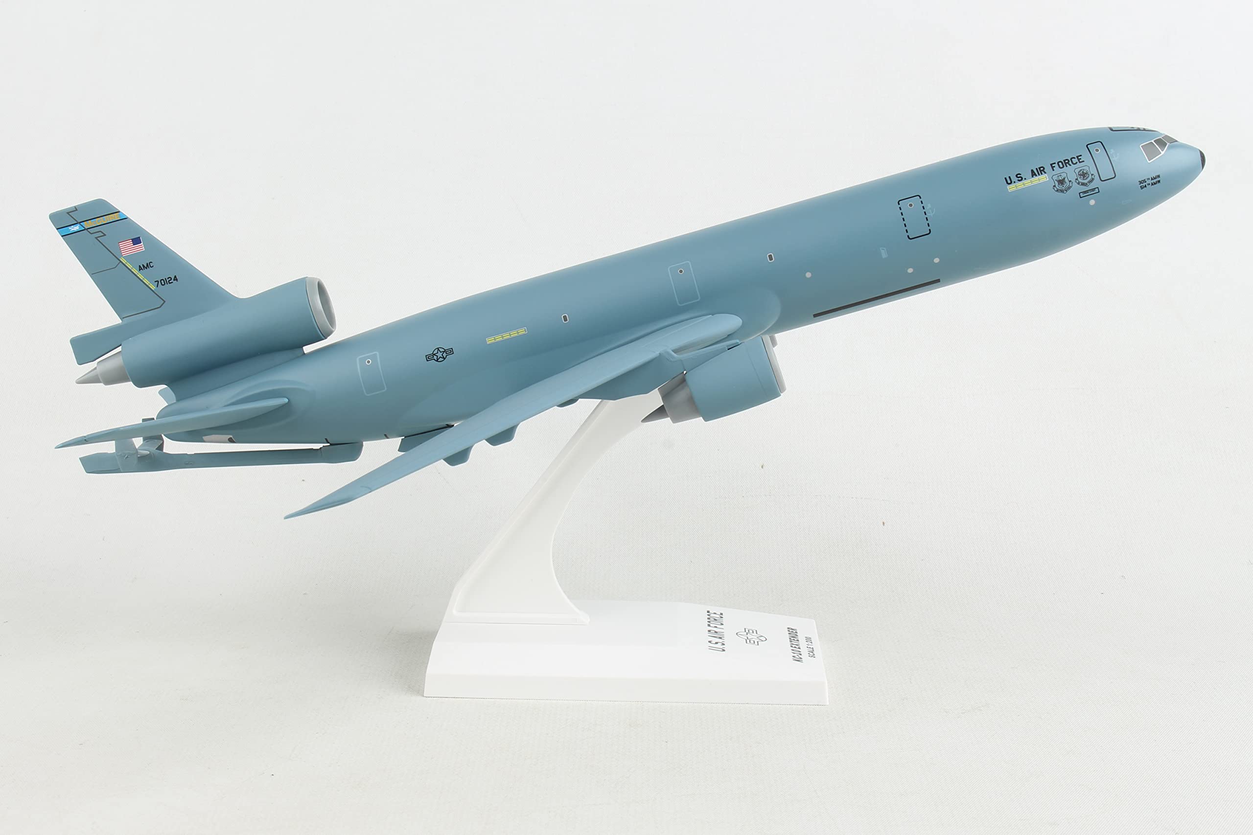 Daron Skymarks KC-10 USAF McGuire AFT New Livery Airplane Model Building Kit, 1/200-Scale