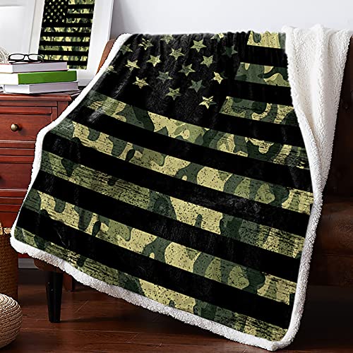 Sherpa Fleece Blanket,Camo American Flag Patriotic Stars and Stripes Bed Blanket Soft Cozy Luxury Blanket 40"x50",Fuzzy Thick Reversible Warm Fluffy Plush Microfiber Throw Blanket for Couch Bed Sofa