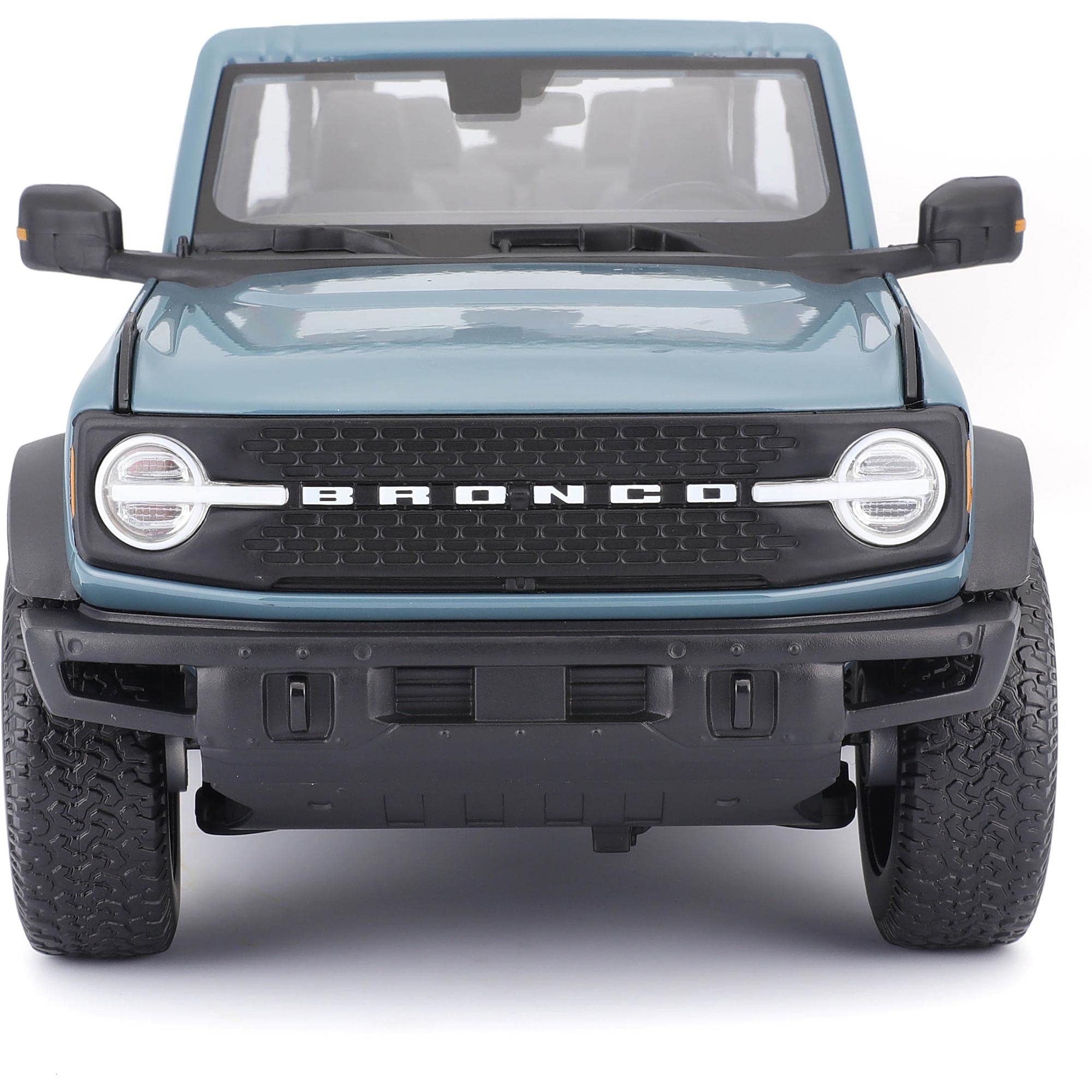 Maisto Diecast Cars 2021 Ford Bronco Badlands Blue Special Edition 1/18 Diecast Model Car by Maisto 31457