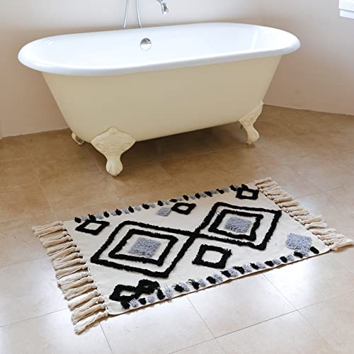 Snugtown Geometric Boho Tufted Area Rug, Diamond Pattern Farmhouse Floor Mat with Tassel for Kitchen Laundry Doorway Bedroom, Black Ivory, 2' x 3'