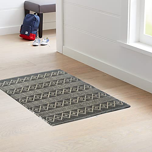 Chardin home Black & Ivory Boho Throw Rug 2x3 feet |Hand Woven Farmhouse Rug | Great in Kitchens entryways doormats Bathrooms Meditation Mat | Machine Washable & Reversible Cotton Rugs
