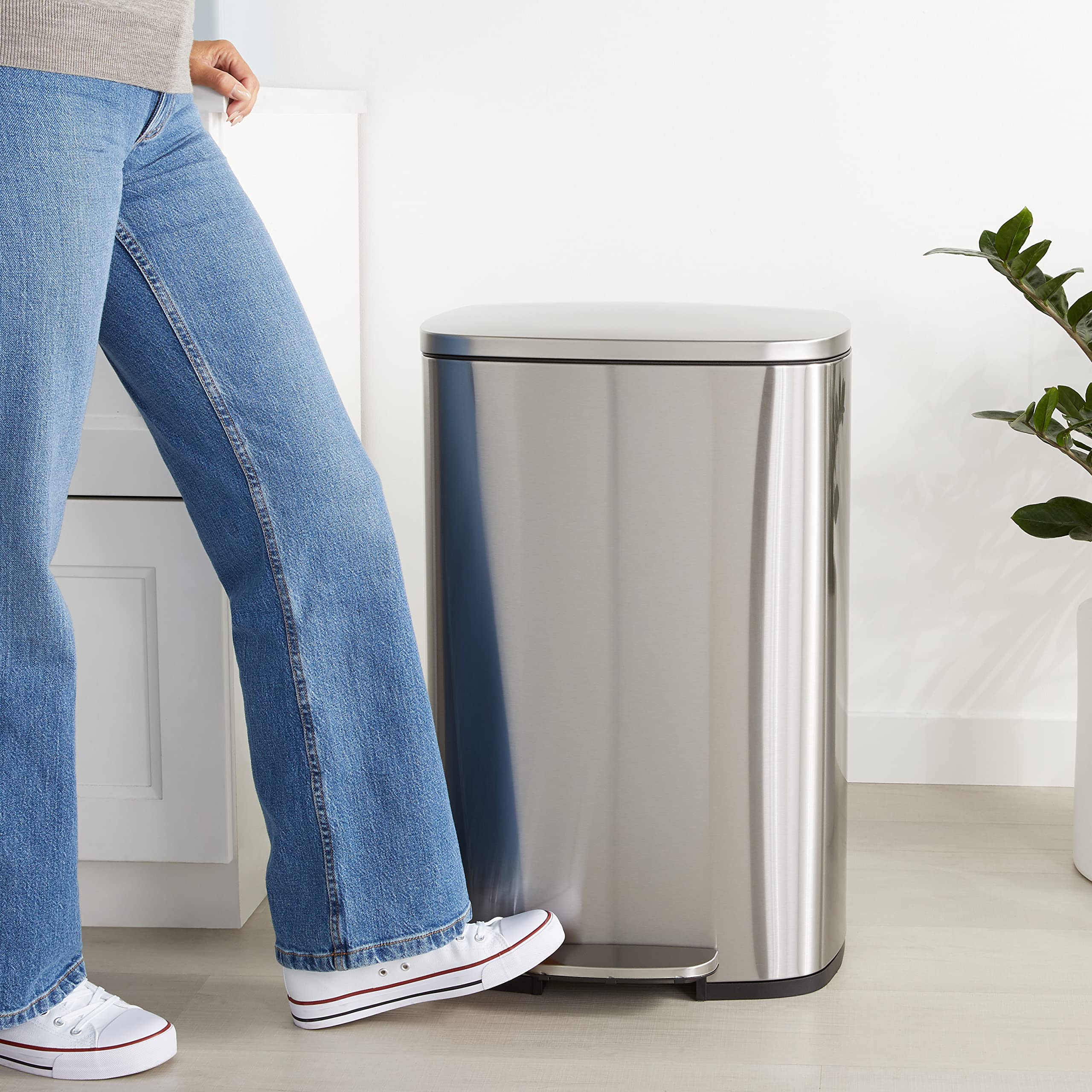 Amazon Basics 50 Liter / 13.2 Gallon Soft-Close, Smudge Resistant Trash Can with Foot Pedal - Brushed Stainless Steel, Satin Nickel Finish