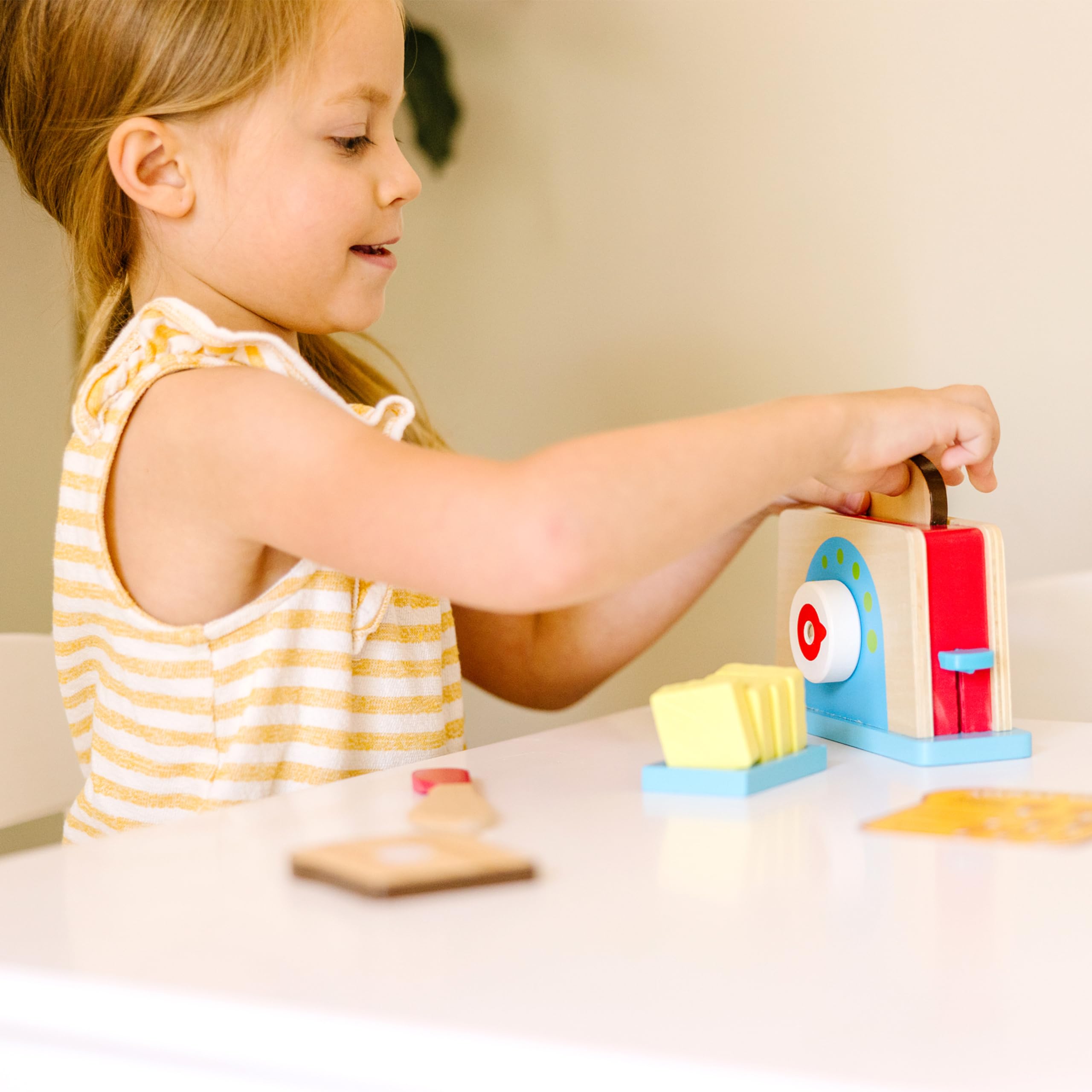 Melissa & Doug Bread and Butter Toaster Set (9 pcs) - Wooden Play Food and Kitchen Accessories