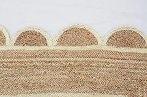 Weaving Village Scalloped Natural Jute Area Rug, Natural Base Off White Trim, 2x3