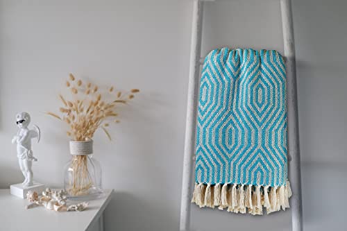 Turquoise Throw Blanket | Throw Blanket for Couch Sofa | Throw Blanket for Bedroom | Farmhouse Throw Blanket | Cozy Lightweight Decorative Throw for Bed | Living Throw Blanket | Knit Throw Blanket