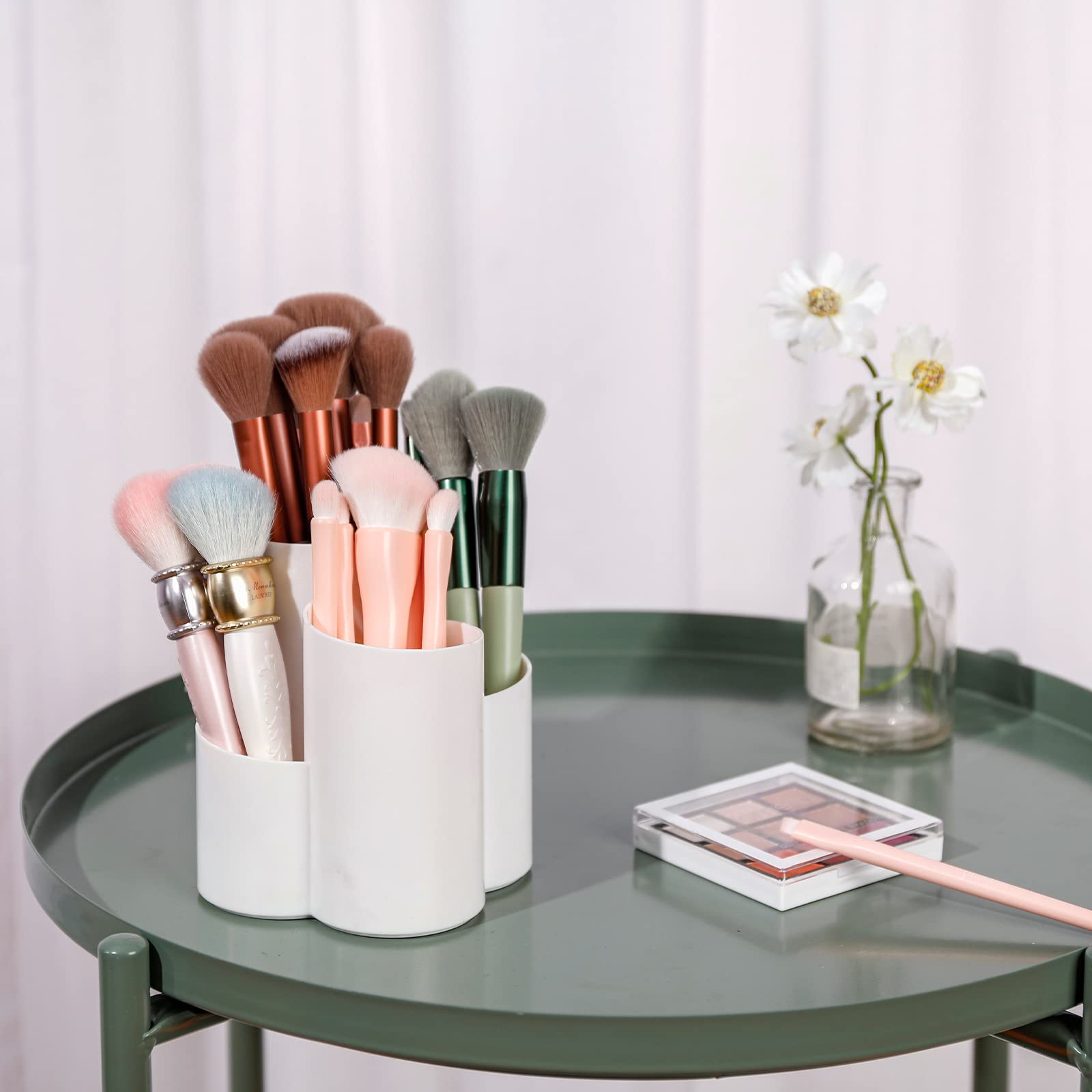 Yesesion Plastic Makeup Brush Holder for Desk, Round Cosmetics Brushes Organizer with 4 Compartment, Storage Cup for Lipsticks, Hair Accessories, Beauty Tool in Vanity, Bathroom, Dresser ( White )