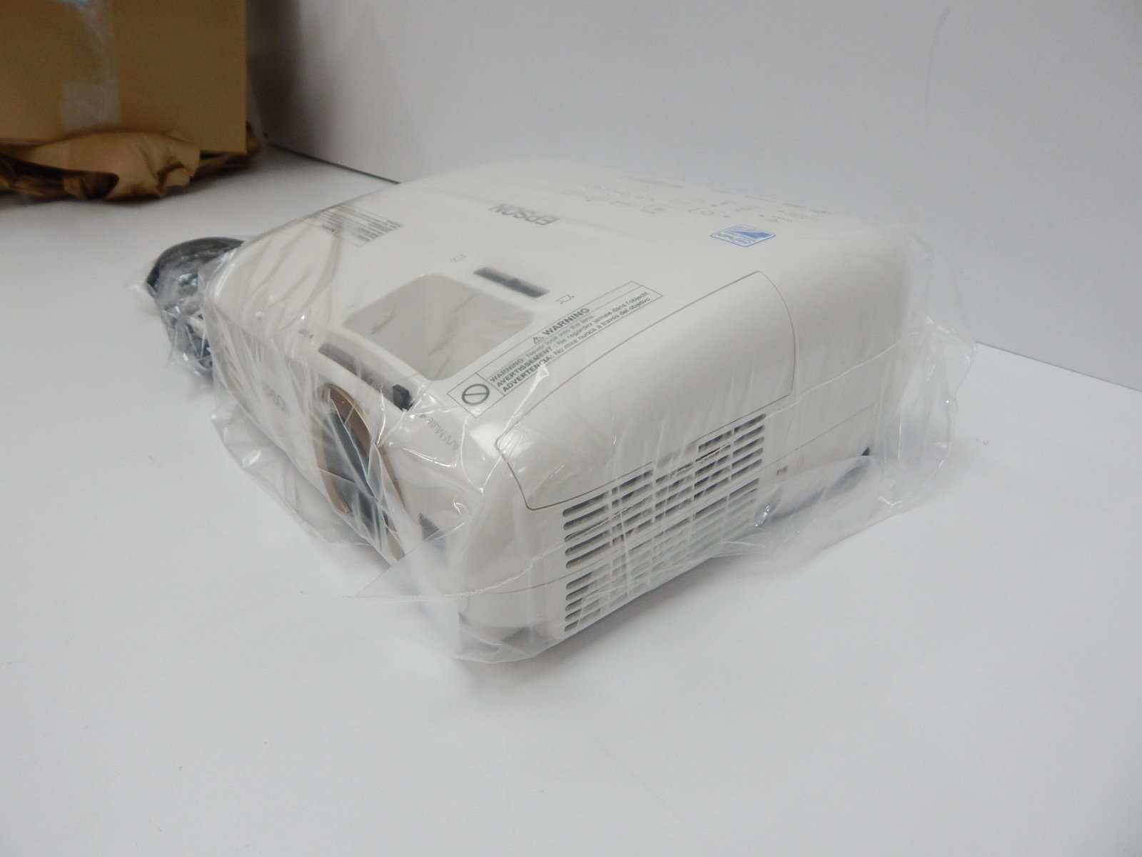 Epson Home Cinema 2045 1080p 3D Miracast 3LCD Home Theater Projector