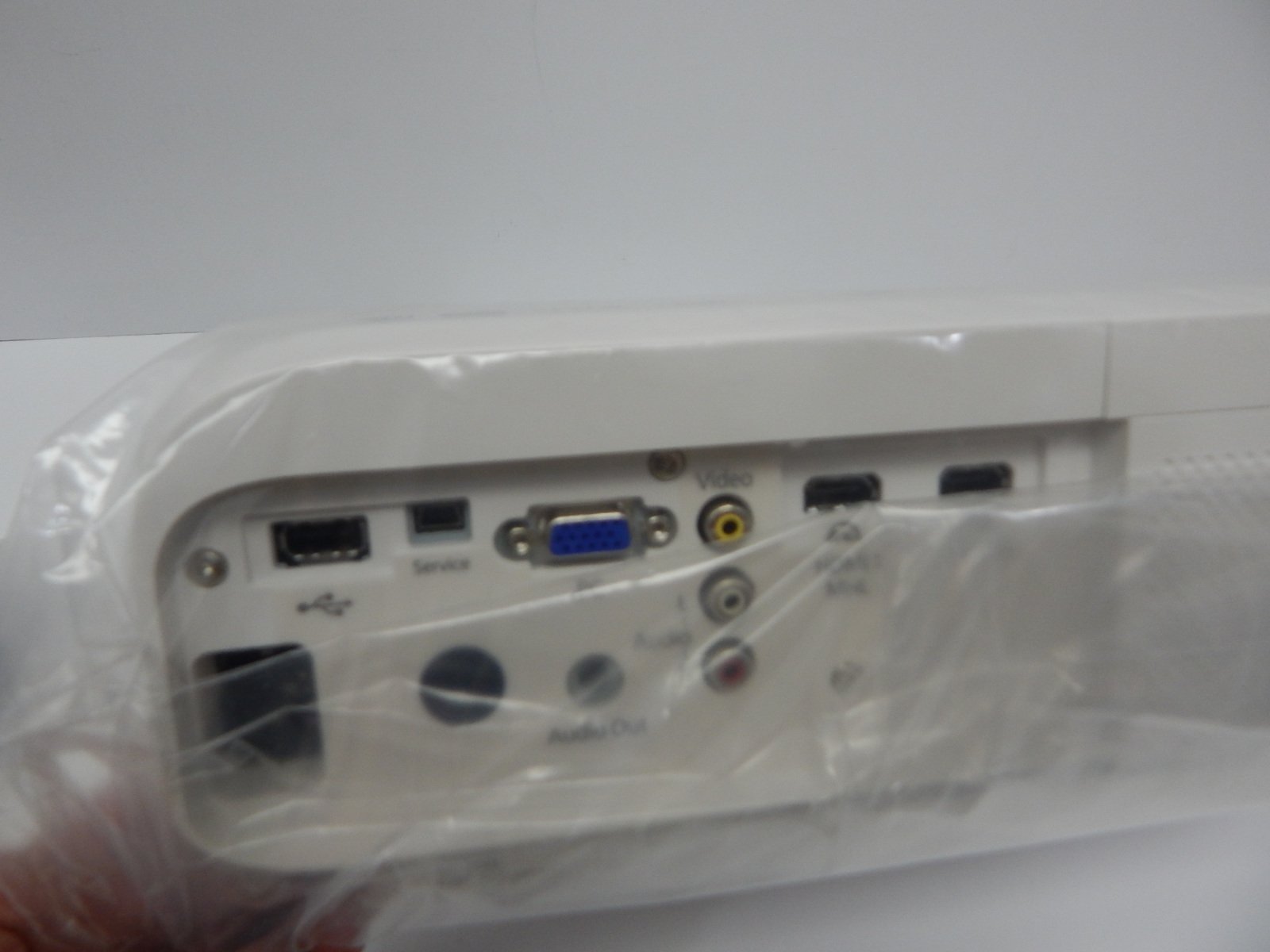 Epson Home Cinema 2045 1080p 3D Miracast 3LCD Home Theater Projector