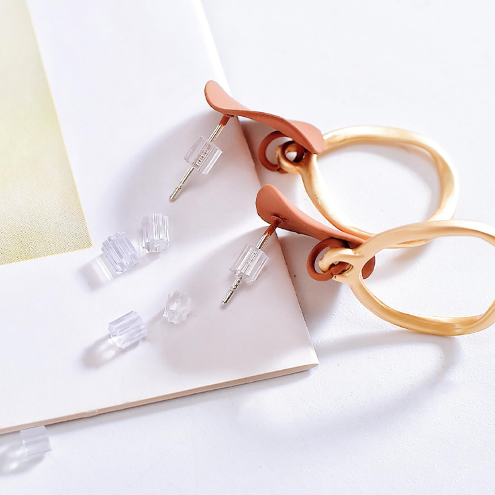 Silicone Earring Backs, 200PCS Soft Earring Stoppers, Clear Earring Backing Replacement for Stud Post Fishhook Earrings, Hypoallergenic
