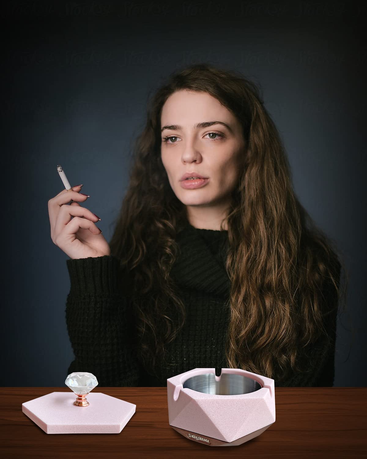 Cute Ashtray for Women, Unique Design Ashtray with Lid and Removable Liner, Easy to Clean, Perfect Pink Ash Trays Indoor, Funny Ashtray Gift for Cigarette Smokers