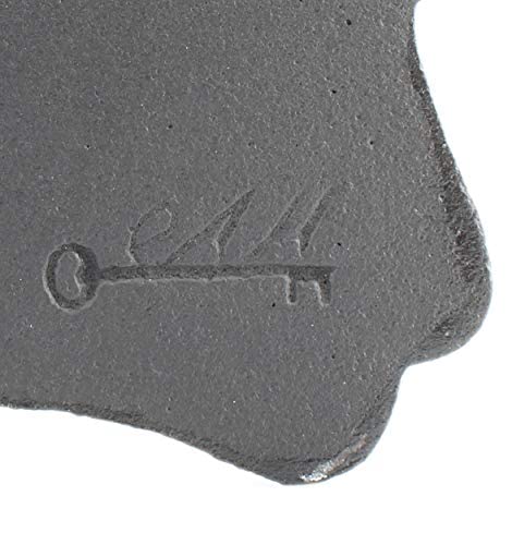 AuldHome Cast Iron Sign: Please Remove Your Shoes; Farmhouse Metal Plaque in Black and White 6.5 inches x 6.5 inches; Includes Mounting Hardware