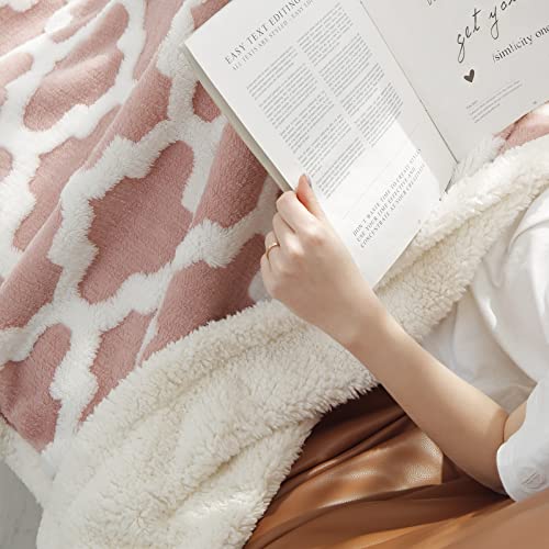Soft Sherpa Shaggy Fleece Blanket Pink - Fuzzy Fluffy Super Soft Furry Plush Decorative Blanket Dual Sided Throw Size fit Couch Sofa Thick Warm Cozy Blanket, Quatrefoil Pattern 50x60 inches,420GSM