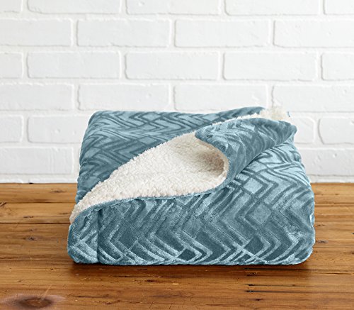 Great Bay Home Sherpa Fleece and Velvet Plush Full/Queen Throw Blanket Blue Surf | Thick Blanket for Fall and Winter | Cozy, Soft, and Warm Fleece Throw Blanket | Cielo Collection