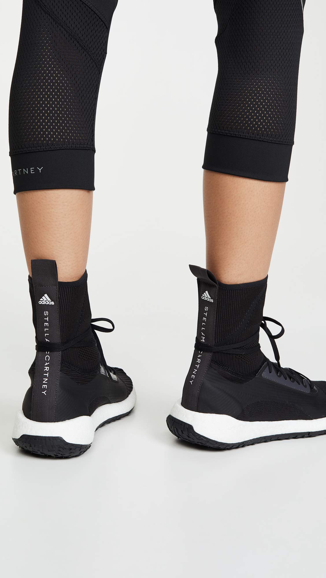 adidas by Stella McCartney Women's Ultraboost HD S. Sneakers, Black/White/Utility Black/Iron, 9.5 Medium US