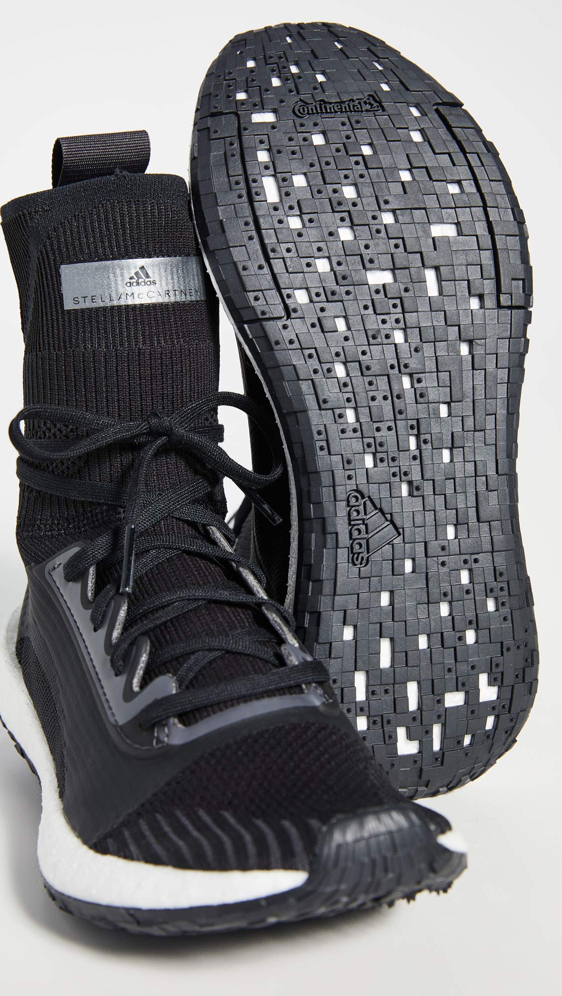 adidas by Stella McCartney Women's Ultraboost HD S. Sneakers, Black/White/Utility Black/Iron, 9.5 Medium US