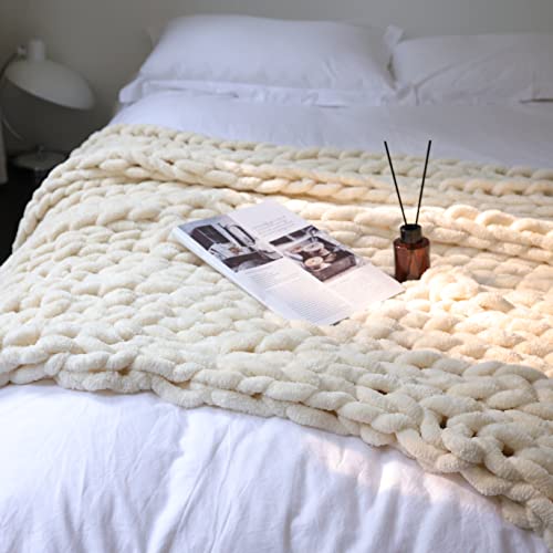 Maetoow Chenille Chunky Knit Blanket Throw (50×60 Inch), Handmade Warm & Cozy Blanket Couch, Bed, Home Decor, Soft Breathable Fleece Banket, Christmas Thick and Giant Yarn Throws,Cream