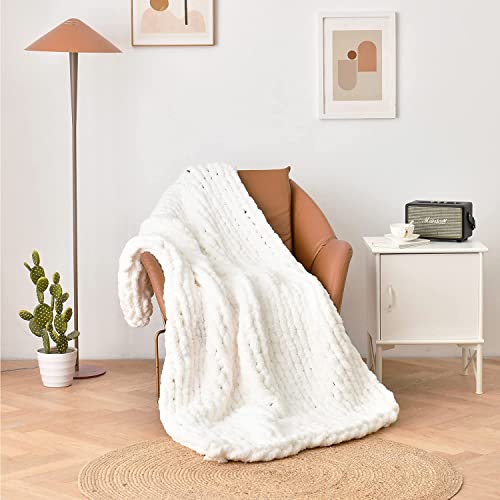 CHYOUL Chenille Chunky Knit Blanket Hand Made Warm Throw Cozy Crochet Blanket Warm Gift White 40"x80"(Three Seater Sofa/Twin Size)