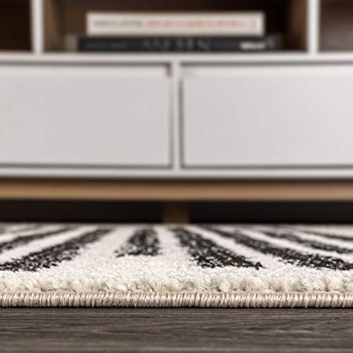 JONATHAN Y MOH207A-28 Khalil Modern Berber Stripe Indoor Farmhouse Area-Rug Bohemian Minimalistic Striped Easy-Cleaning Bedroom Kitchen Living Room Non Shedding, 2 X 8, Cream,Black