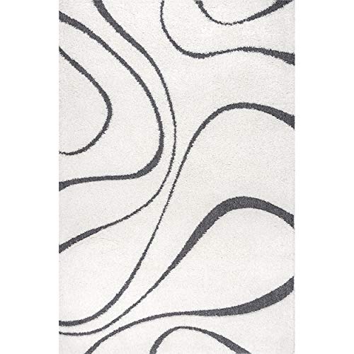 nuLOOM Carolyn Cozy Soft & Plush Shag Accent Rug, 2' x 3', Beige
