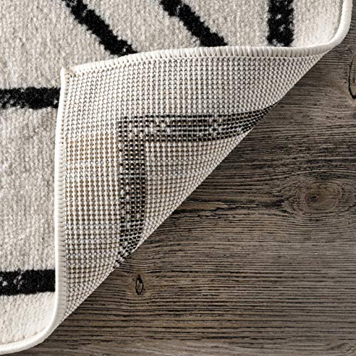 nuLOOM Saniyah Geometric Diamond Area Rug, 6' 7" x 9', Grey