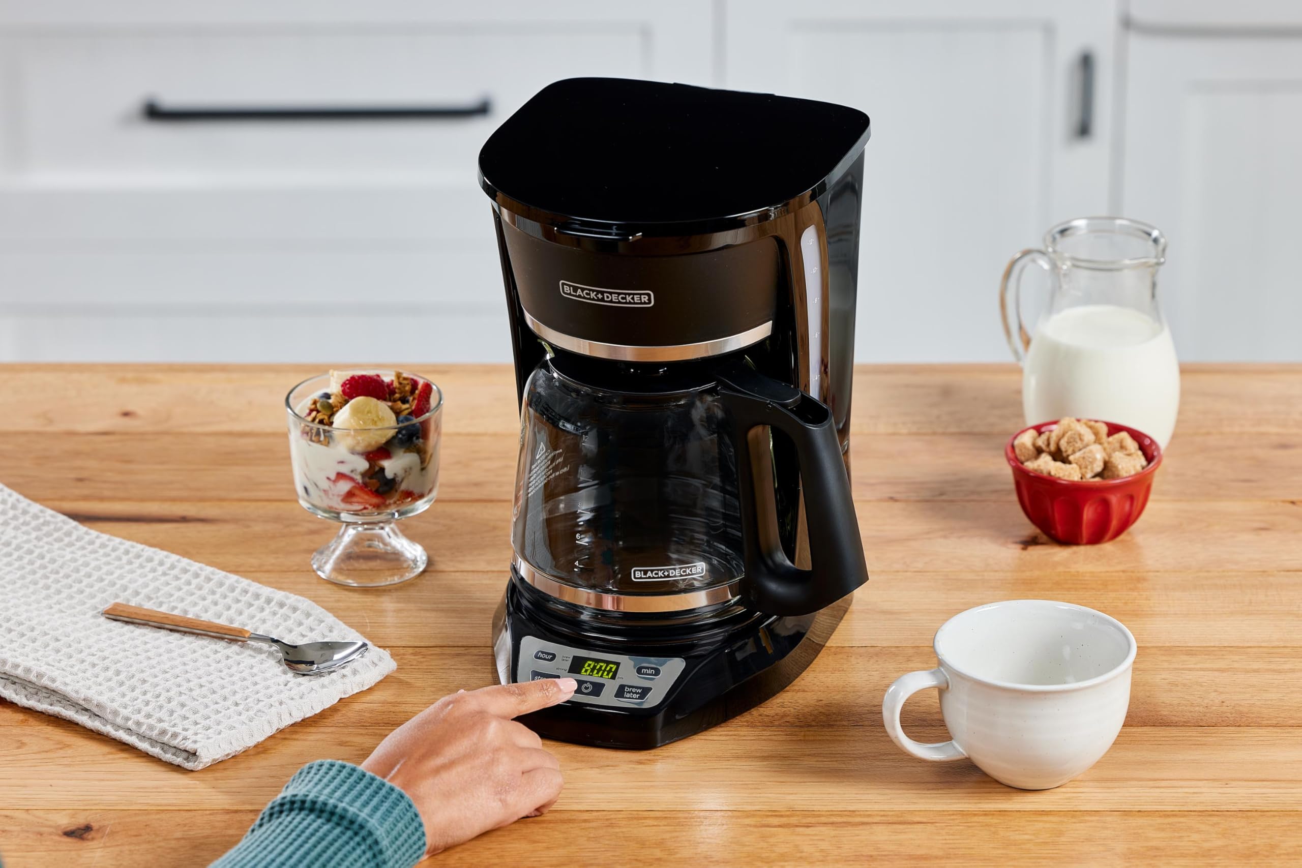 BLACK+DECKER 12-Cup* Programmable Coffeemaker, Black, CM1070B-1