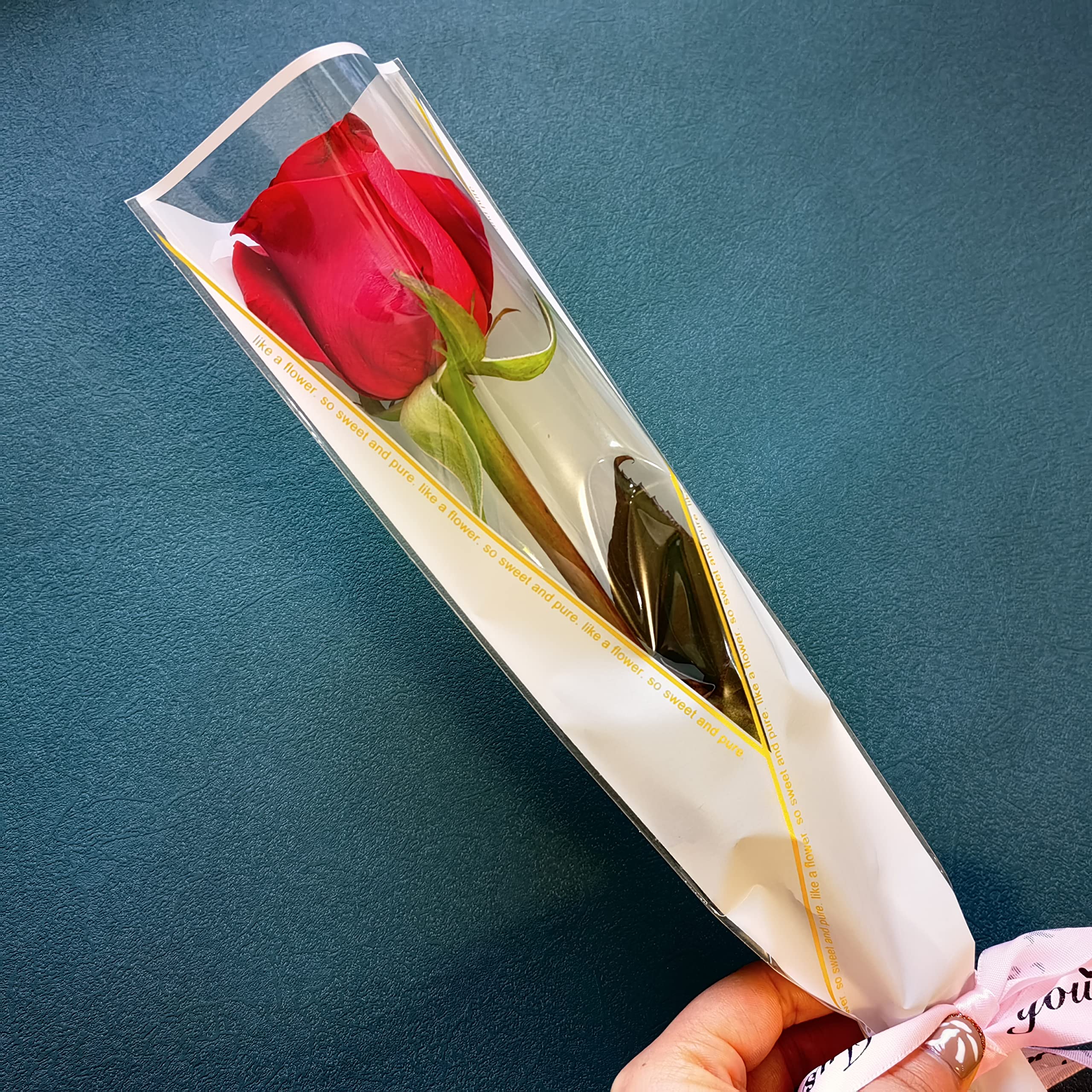 ZAYOIZY 50pcs Flower Bouquet Packaging Bags Single Rose Wrapping Sleeves Clear Cellophane Bags Plastic Bouquet Wrappers for Valentine' s Day Present, White