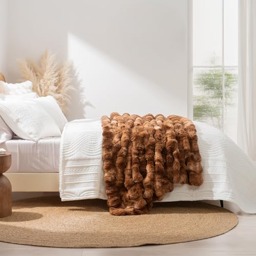 EVERGRACE Ultra Soft Luxury Fluffy Ridgeline Faux Rabbit Fur Throw Blanket, Thick Warm Bubble Throw for Bed, Cozy Plush Reversible Blankets for Couch, Chair, Sofa, Lion Caramel, 60x80 Inches, 870 GSM