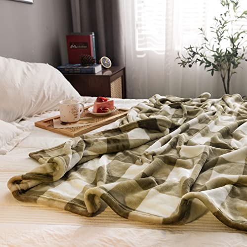 NEWCOSPLAY Buffalo Plaid Throw Blanket Soft Flannel Fleece Checker Pattern Lightweight Decorative Blanket for Bed Couch (280GSM-White Army Green, Throw(50"x60"))