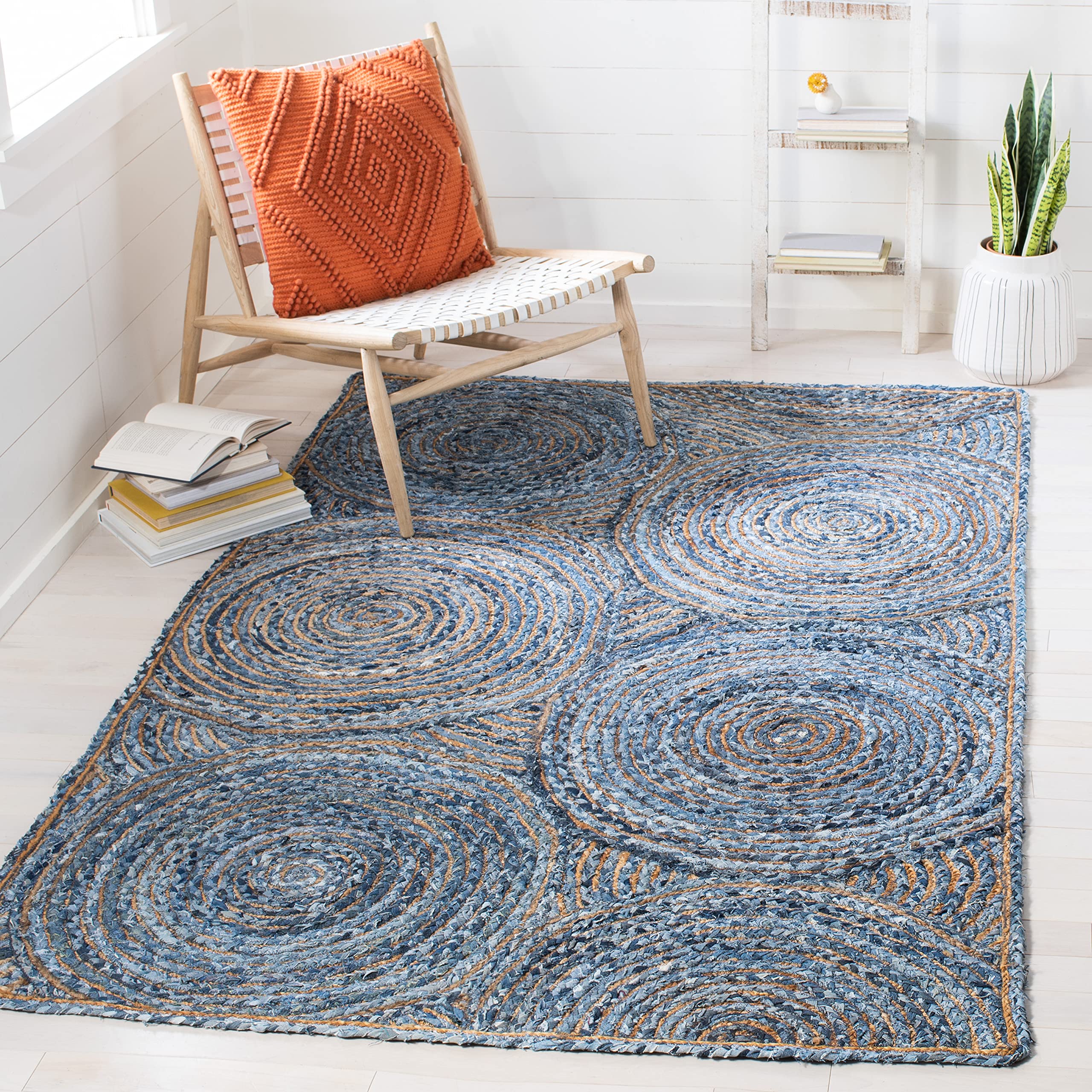 SAFAVIEH Cape Cod Collection 4' x 6' Blue/Natural CAP203M Handmade Boho Braided Circles Jute & Cotton Entryway Living Room Foyer Bedroom Accent Rug