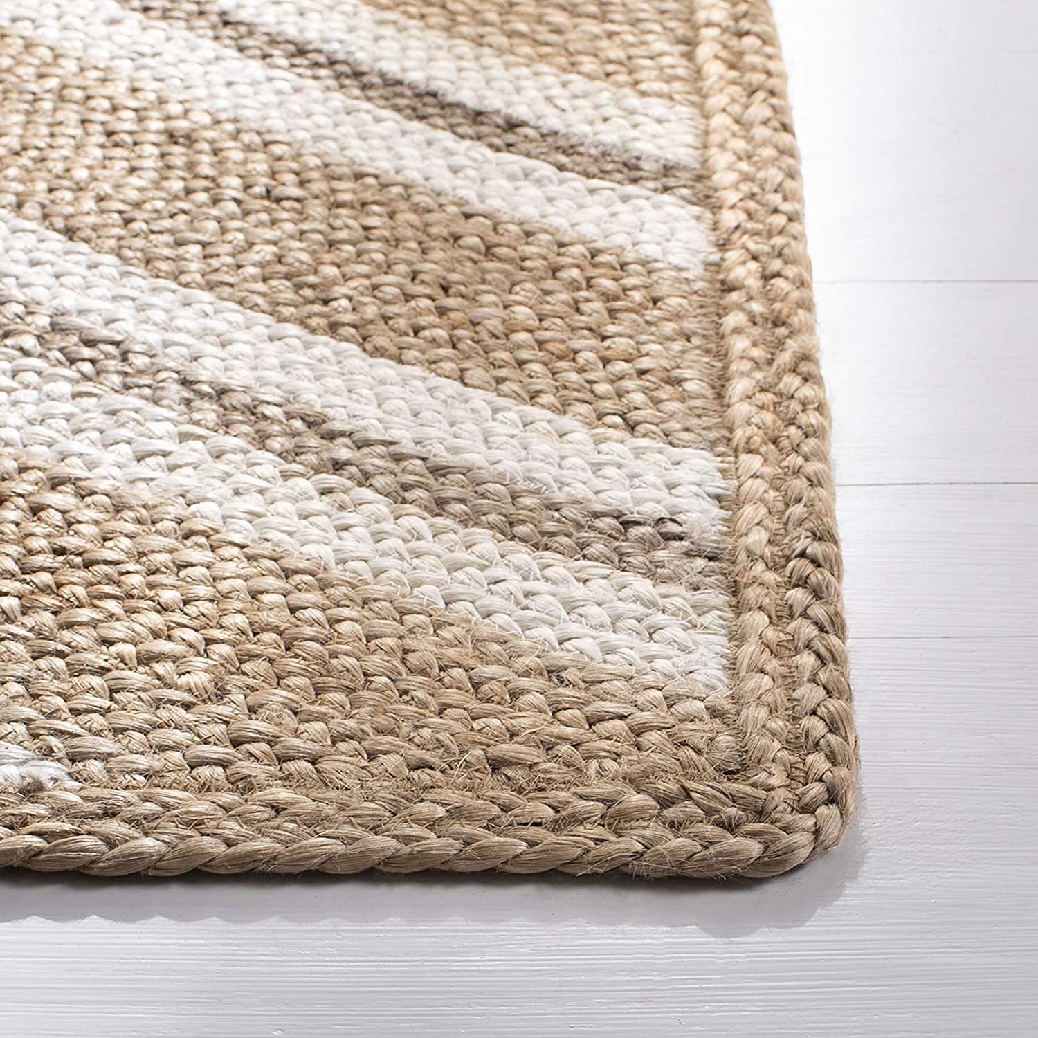 Natural Weave Handwoven Modern Farmhouse Braided Jute Area Rug (4x6 ft)