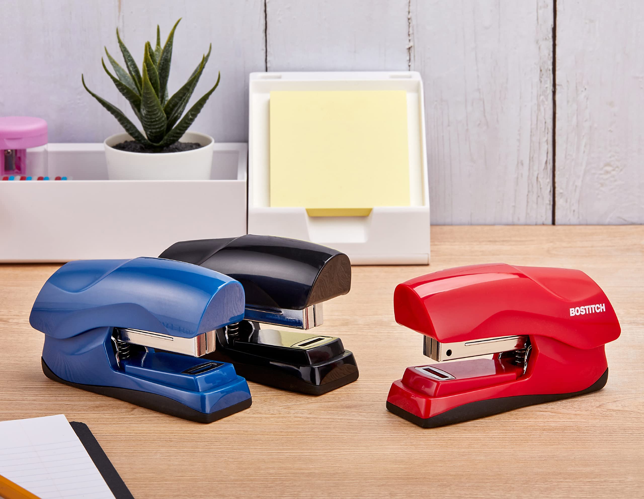 Bostitch Office Heavy Duty 40 Sheet Stapler with 1250 Staples & Claw Remover, Small Stapler Size, Fits into The Palm of Your Hand, Value Pack, Red (B175-RED-VP)