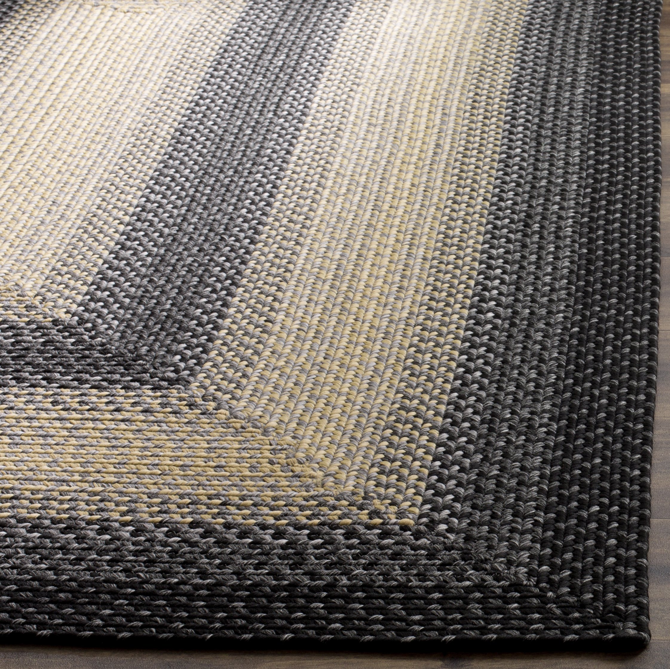 SAFAVIEH Braided Collection 2'6" x 4' Black / Grey BRD311A Handmade Country Cottage Reversible Accent Rug